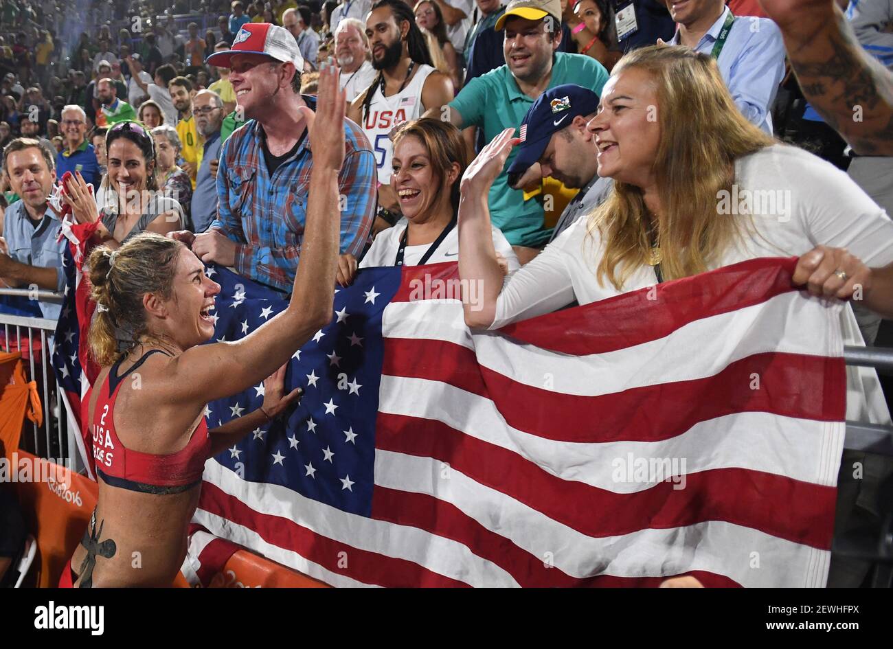 April Ross dcelebrates with fans after she and U.S. teammate Kerri ...