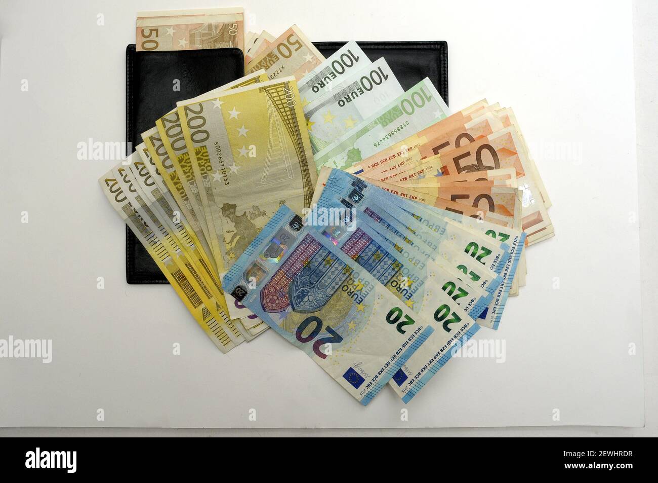 wallet with plenty of banknote euros Stock Photo - Alamy