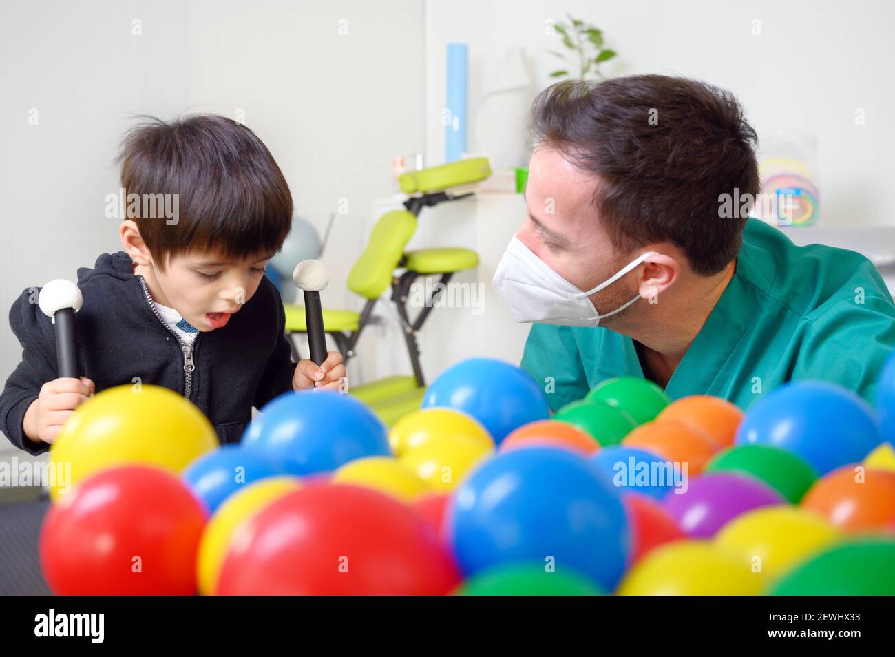 Cerebral palsy child hi-res stock photography and images - Alamy