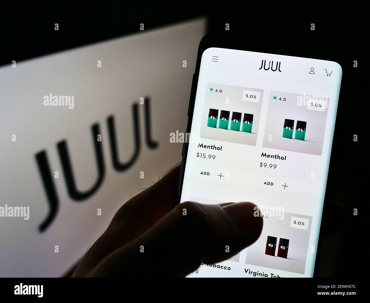 E cigarette brand juul hi-res stock photography and images - Alamy