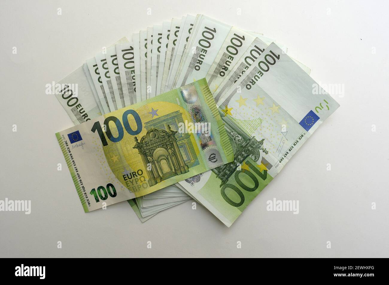 Black banknote hi-res stock photography and images - Alamy