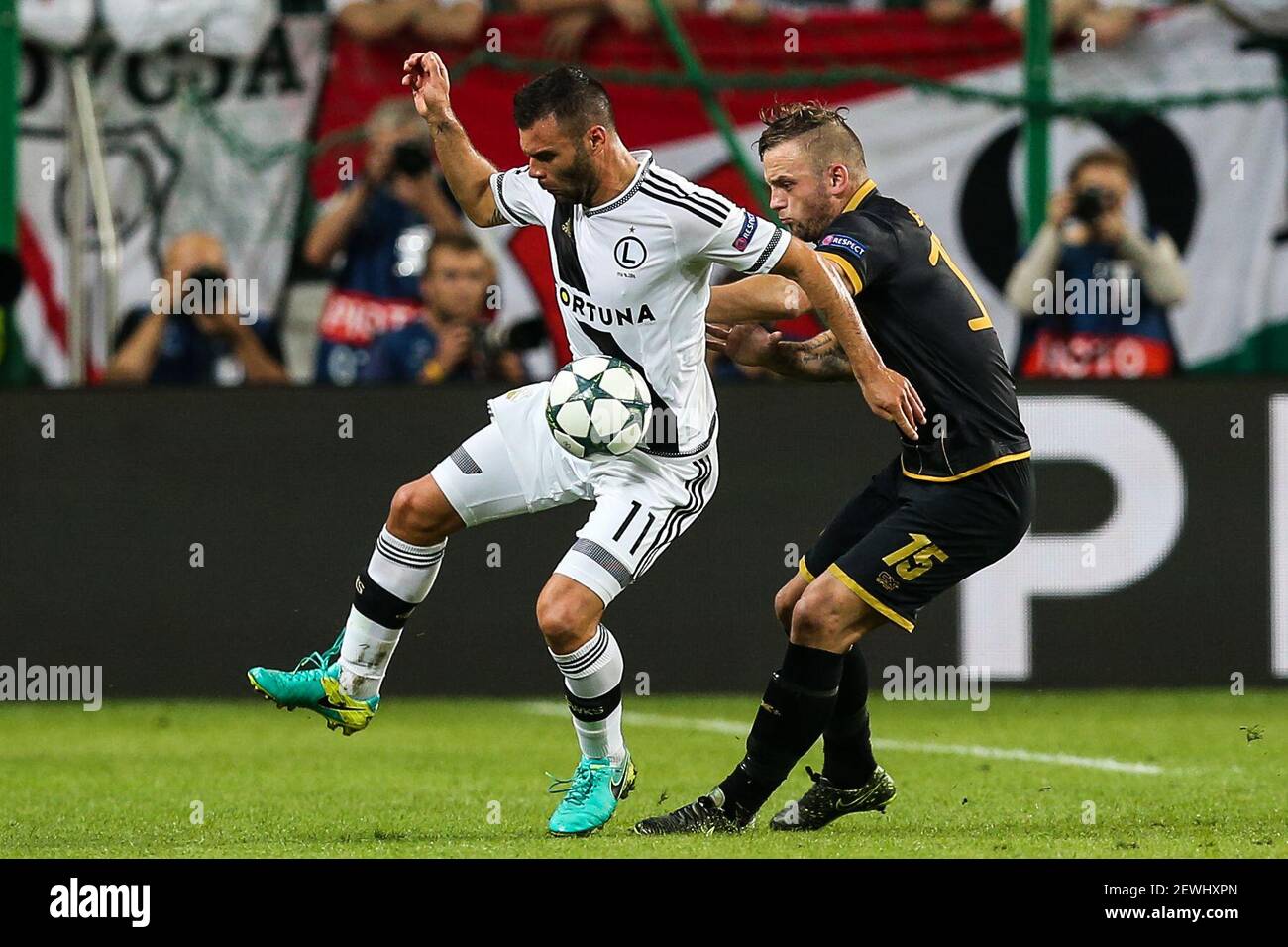 Nemanja Nikolic (Legia), Patrick Barrett (Dundalk Stock Photo - Alamy