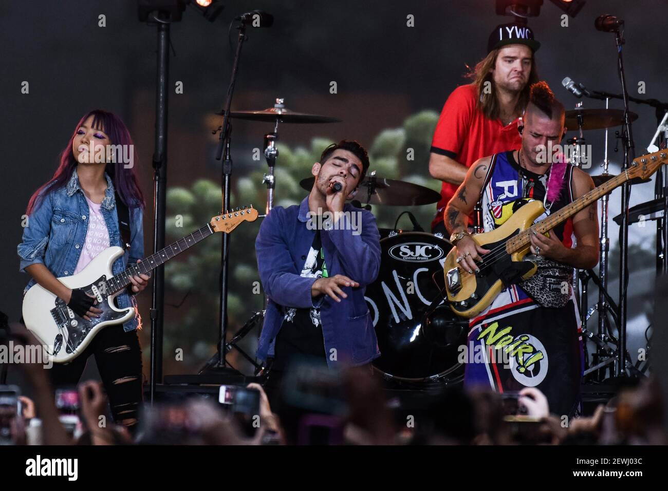 JinJoo Lee, Joe Jonas, Jack Lawless, Cole Whittle of DNCE perform at ...
