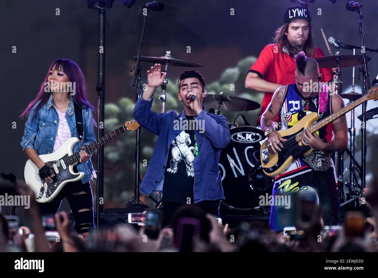 Jinjoo lee High Resolution Stock Photography and Images - Alamy