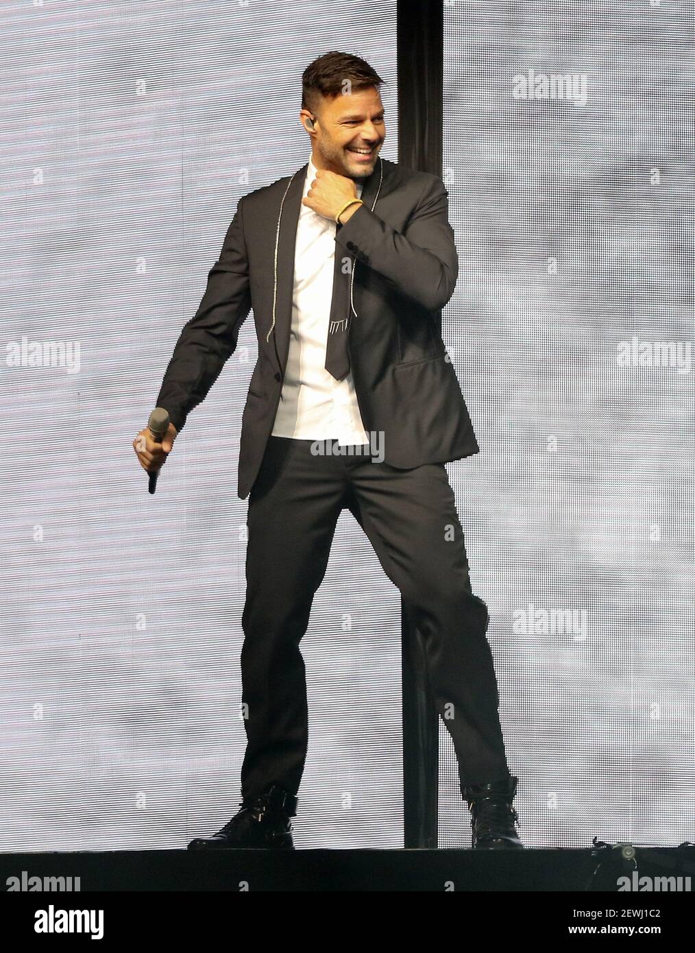 HOLLYWOOD, FL AUGUST 27: Ricky Martin performs during his One World ...