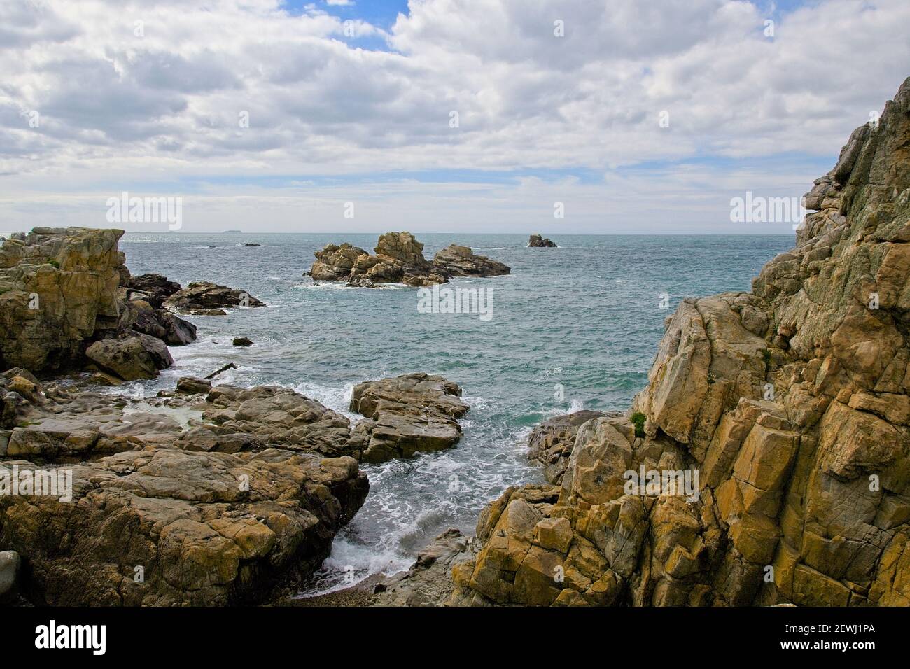 rocks on the beach Stock Photo - Alamy