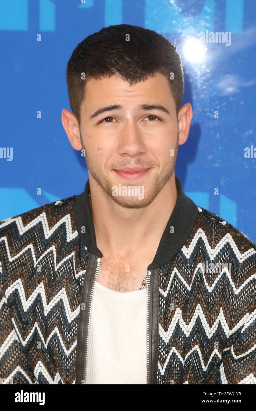 Nick Jonas arrives at the 2016 MTV Video Music Awards at Madison Square ...