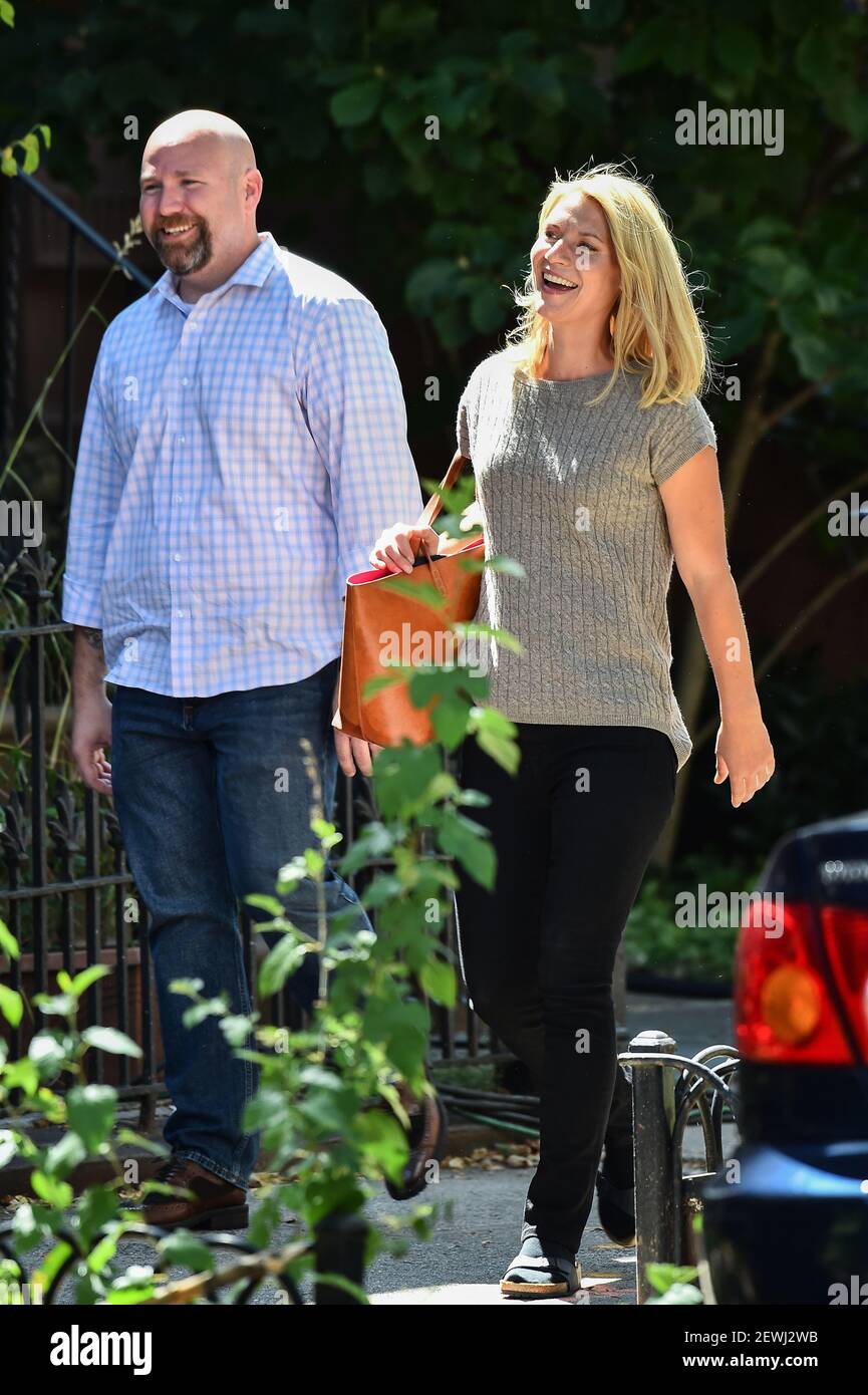 Claire Danes, filming on the set of Homeland in Brooklyn, New York City ...