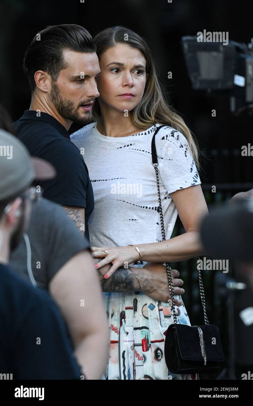 Sutton Foster, filming on the set of Younger in Tudor City, New York ...