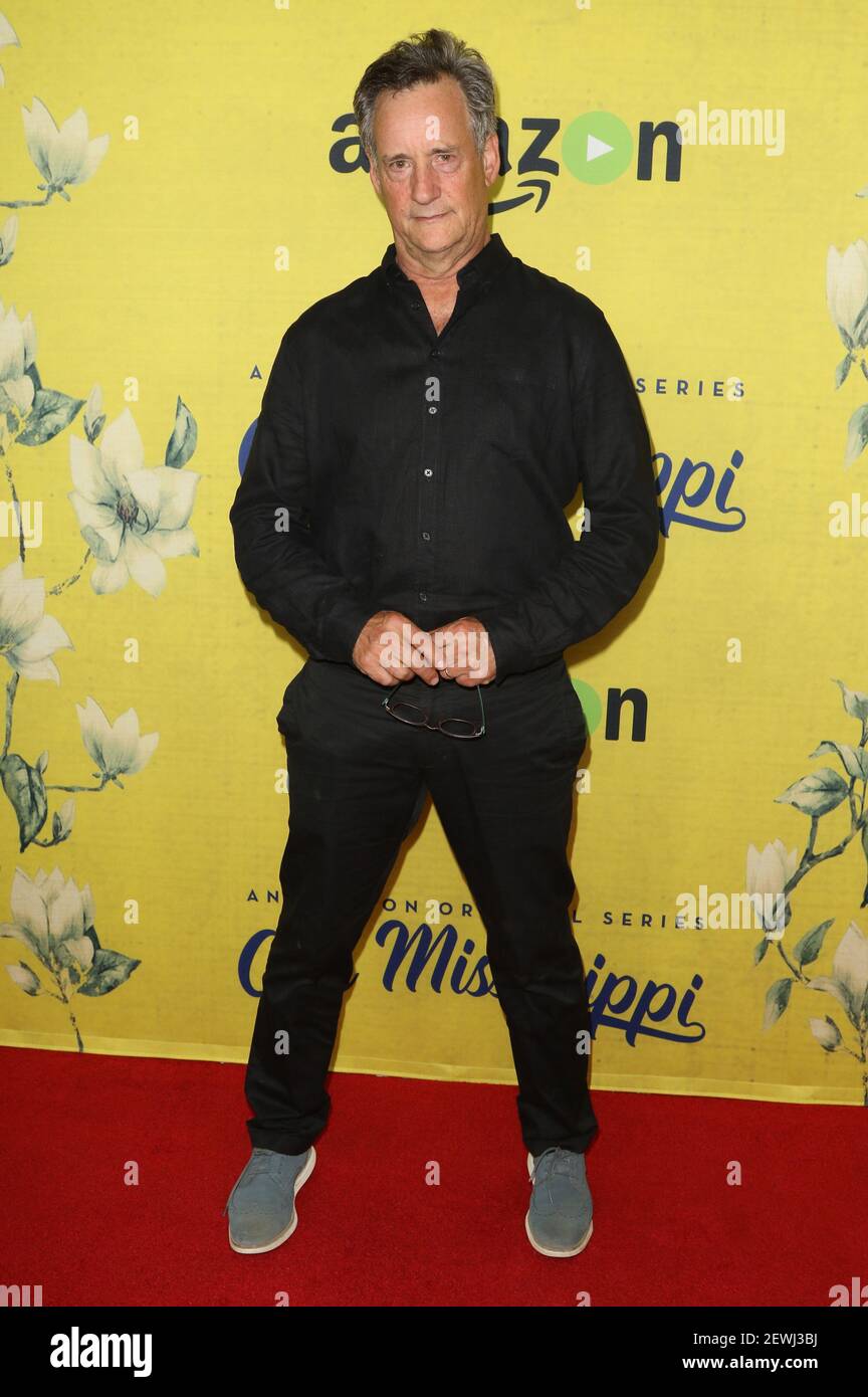 John Rothman at Premiere of Amazon's New Series 'One Mississippi' held ...