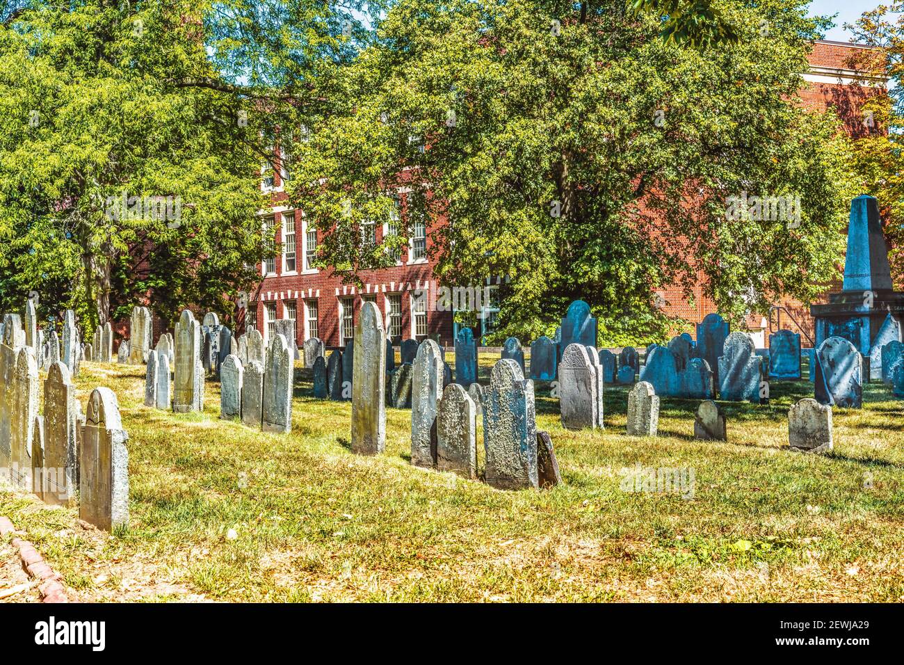 Massachusetts national cemetery hi-res stock photography and images - Alamy