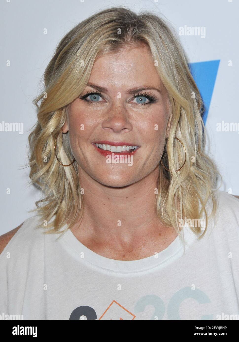 Alison Sweeney arrives at Stand Up To Cancer 2016 held at the Walt ...