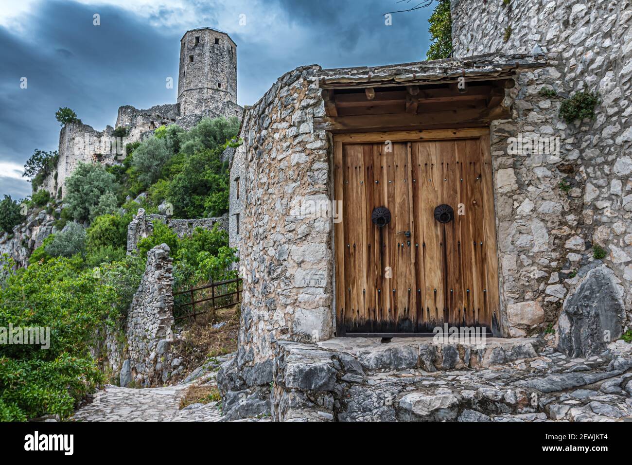 Structure cloud gate hi-res stock photography and images - Alamy
