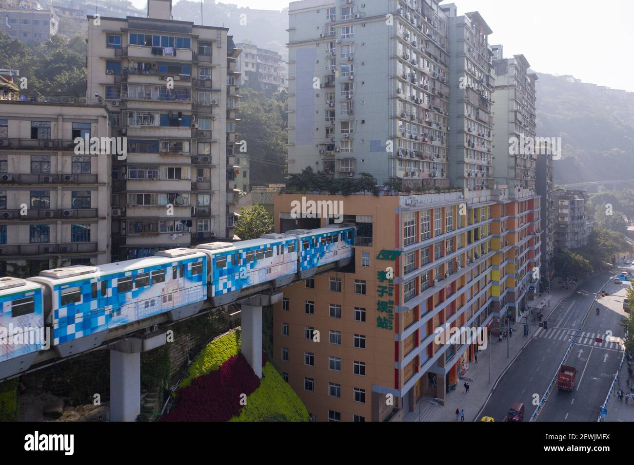 Aerial subway train hi-res stock photography and images - Alamy