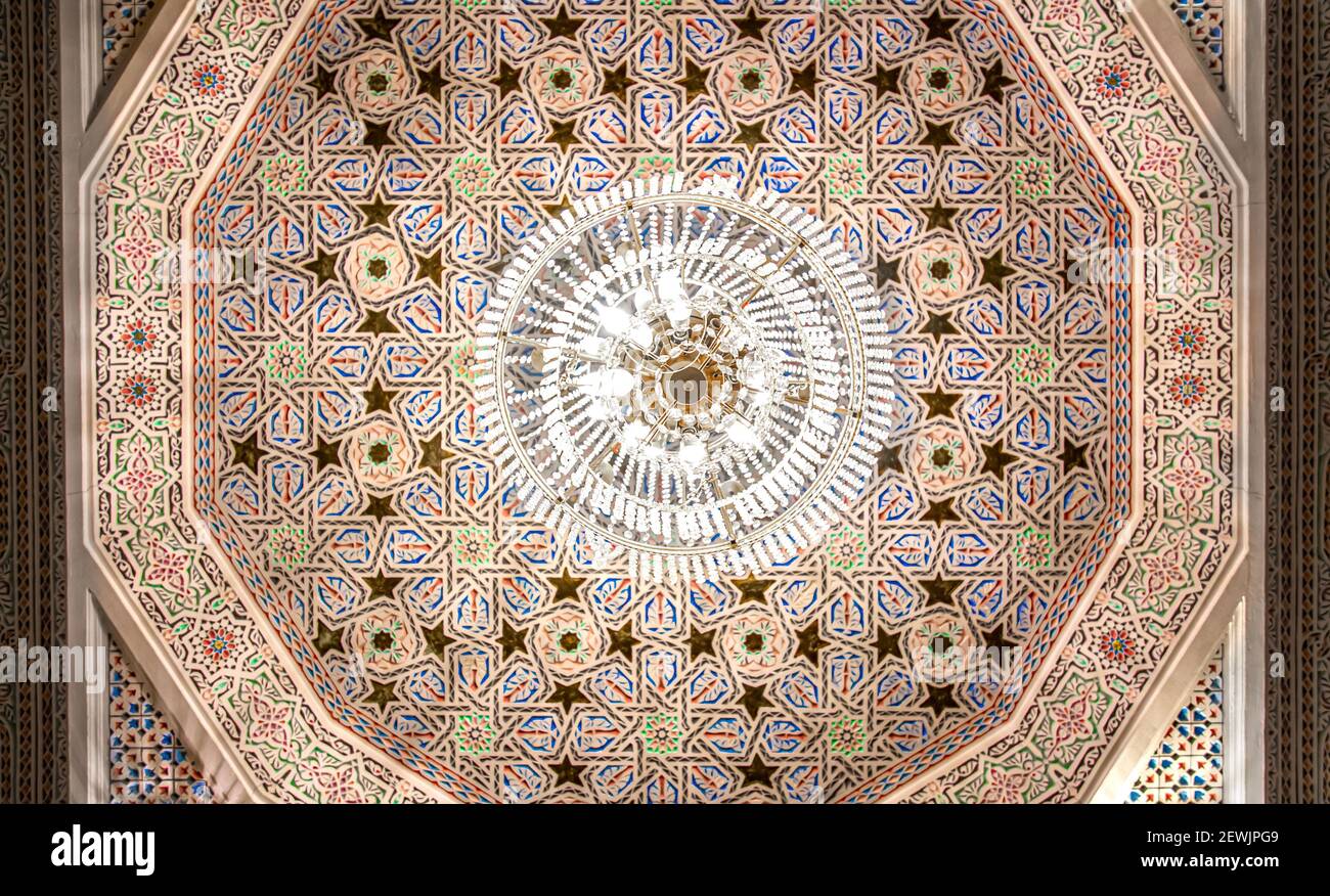 A bright ceiling in an Islamic mosque with many details Stock Photo - Alamy