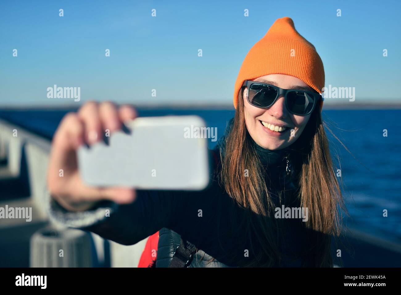 Beautiful girl taking selfie hi-res stock photography and images - Alamy