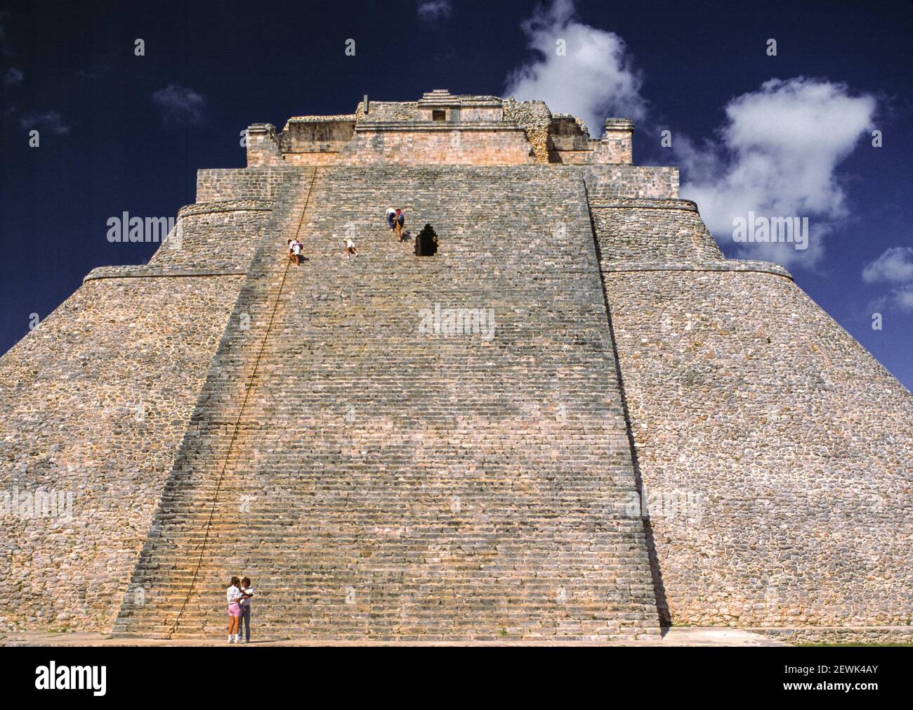 Dwarf pyramid hi-res stock photography and images - Alamy
