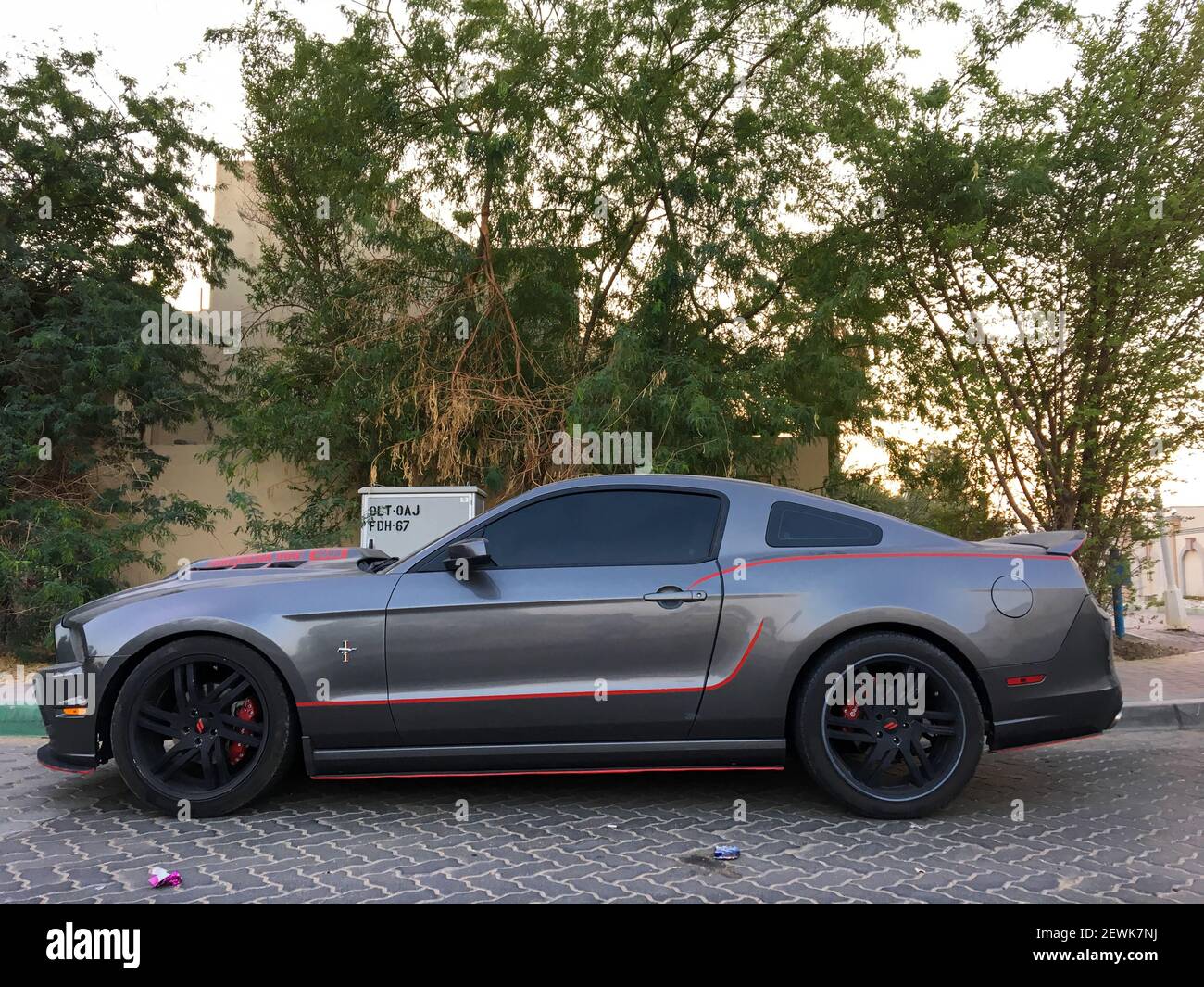 Side view of Mustang car Stock Photo - Alamy