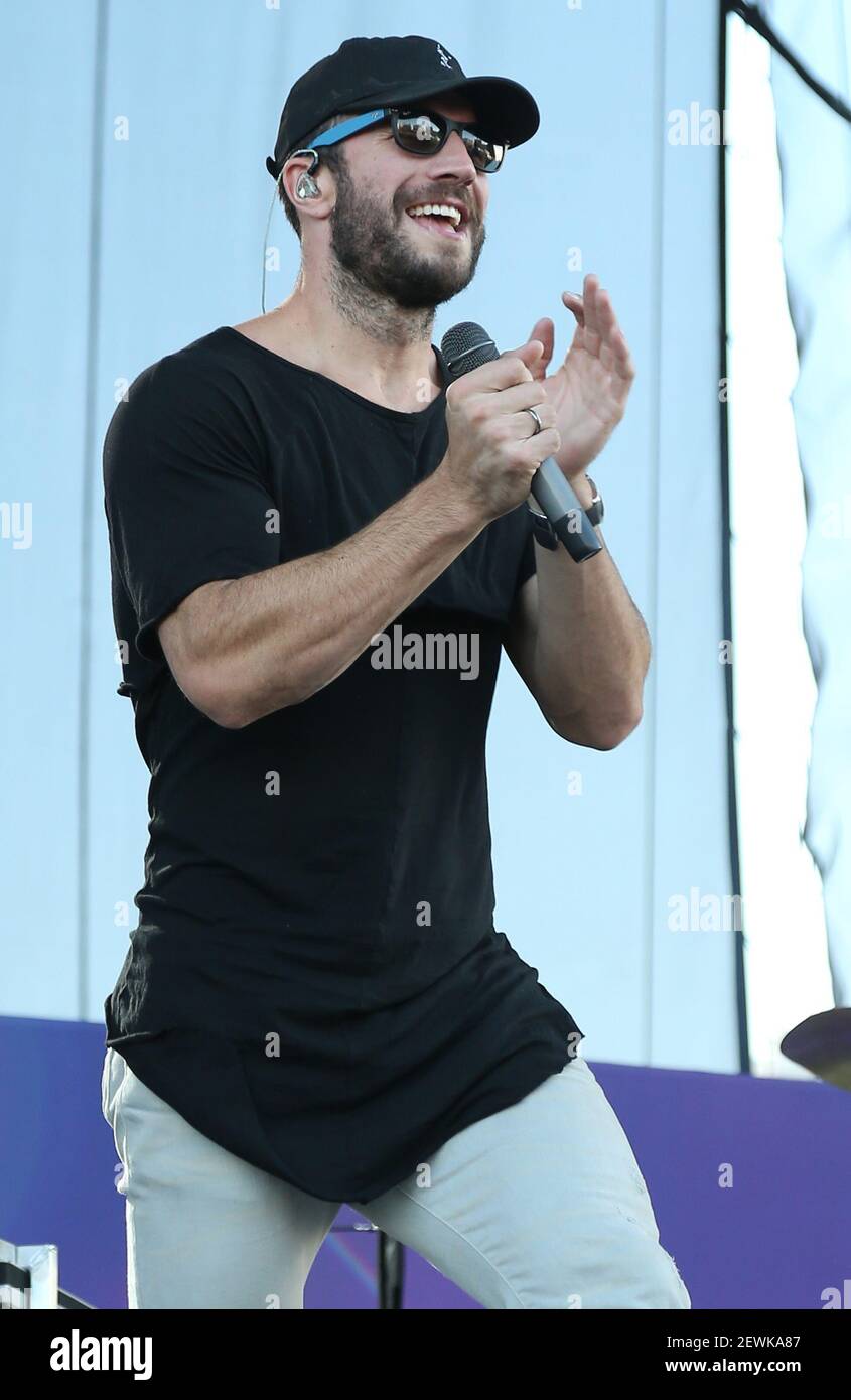 24 September 2016 - Las Vegas, NV - Sam Hunt. 2016 iHeart Radio Music ...