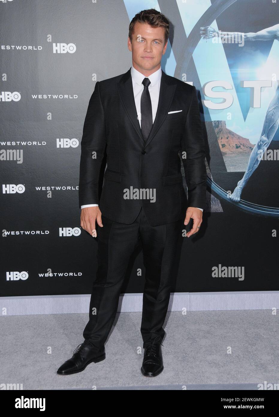 Luke Hemsworth attending the premiere of HBO's new drama series ...