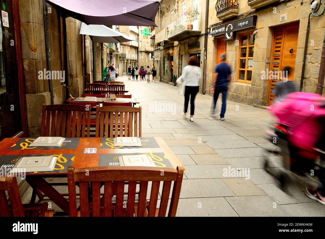 Sett pavement alley hi-res stock photography and images - Alamy