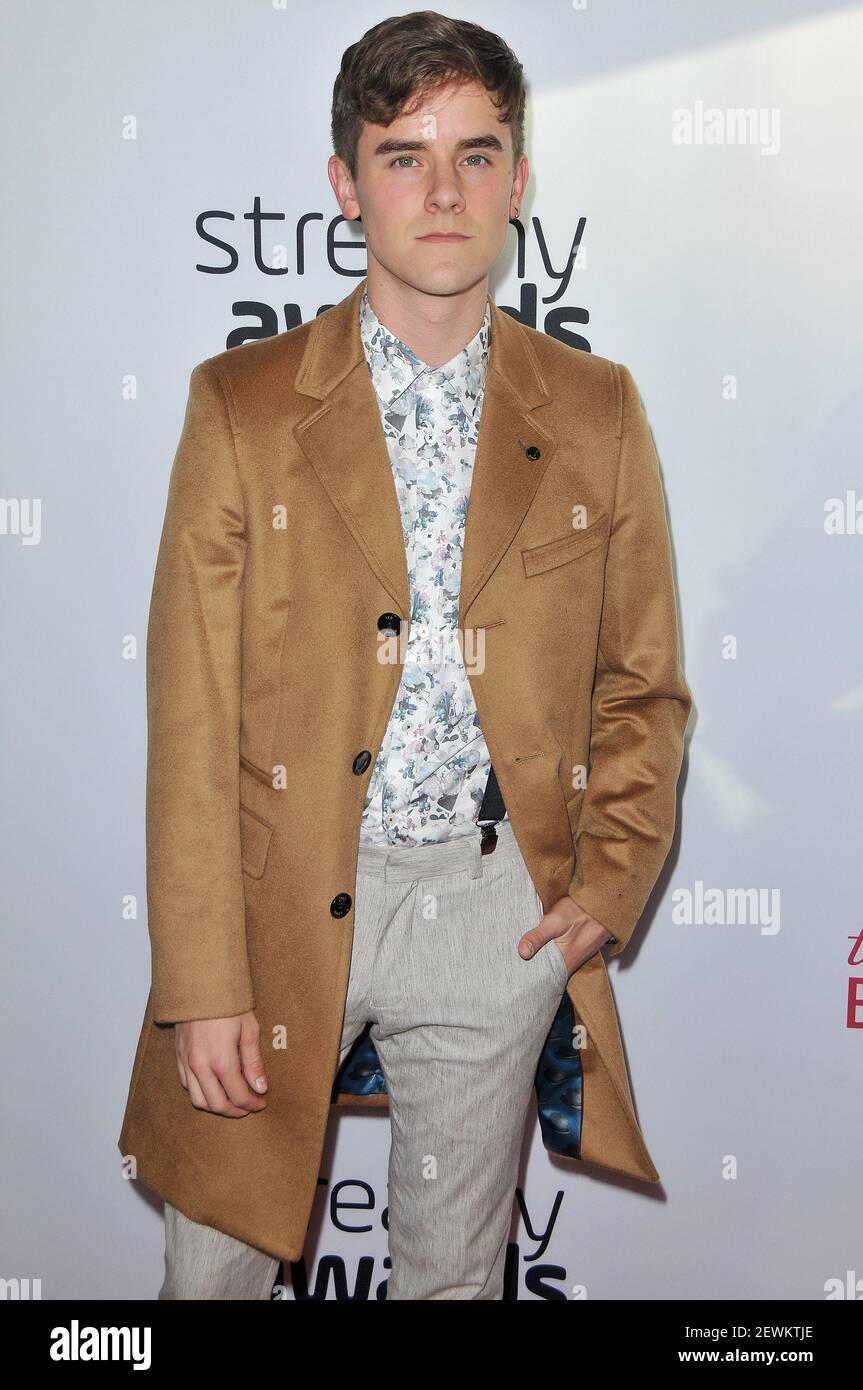 Connor Franta arrives at The 6th Annual Streamy Awards held at the ...