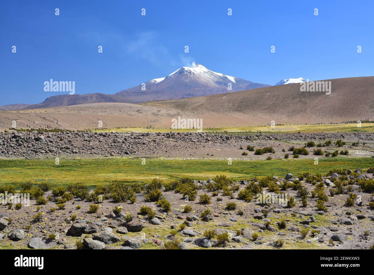 Fumarole of volcano hi-res stock photography and images - Alamy