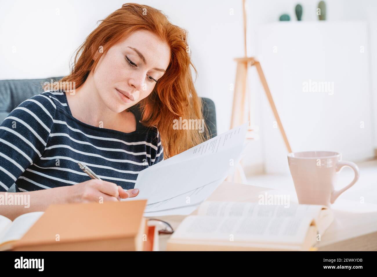 Teacher remote learning at home hi-res stock photography and images - Alamy