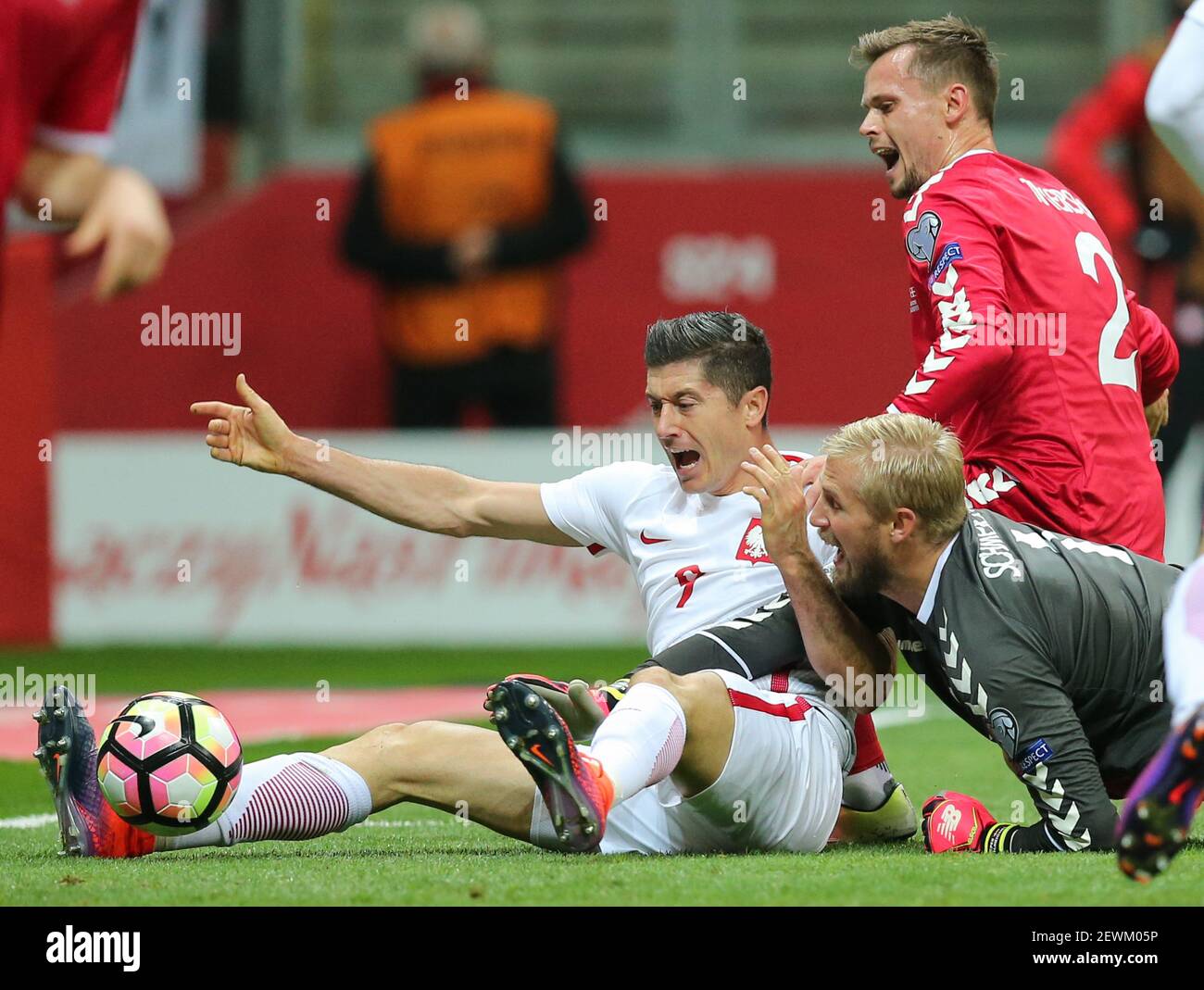 Robert Lewandowski (POL), Kasper Schmeichel (DEN), Peter Ankersen (DEN ...