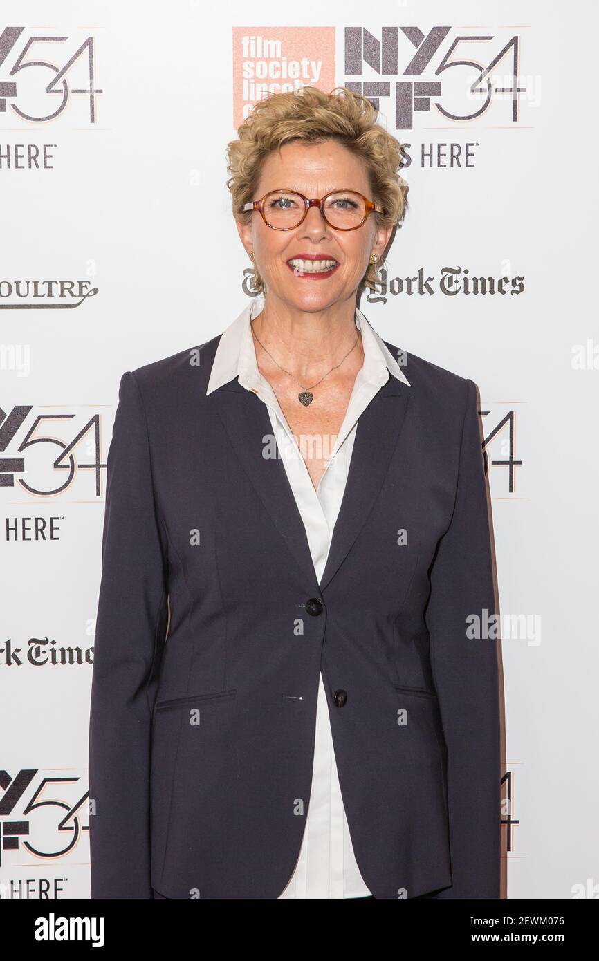 Actress Annette Bening attends the '20th Century Women' Premiere during ...