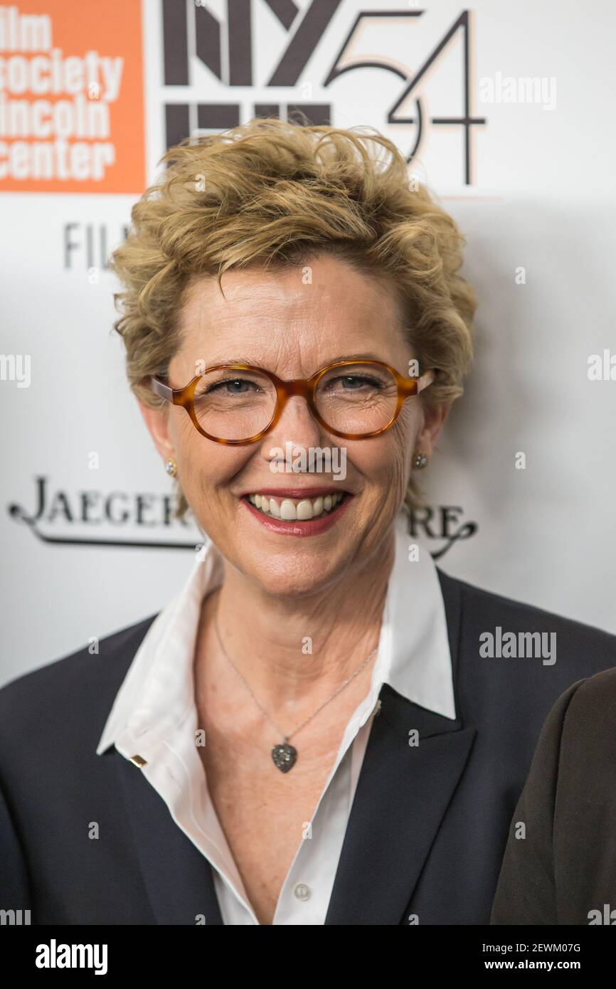 Actress Annette Bening attends the '20th Century Women' Premiere during ...