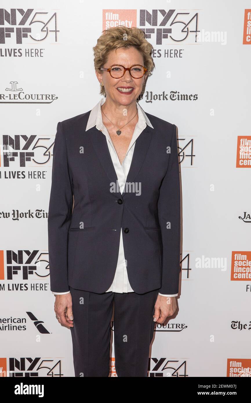 Actress Annette Bening attends the '20th Century Women' Premiere during ...