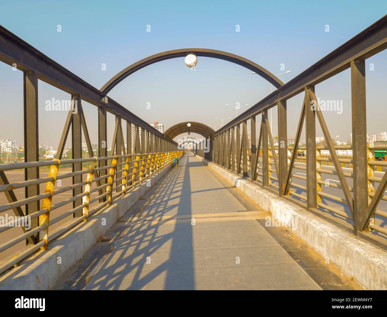 beautiful symmetrical city walk way design Stock Photo - Alamy
