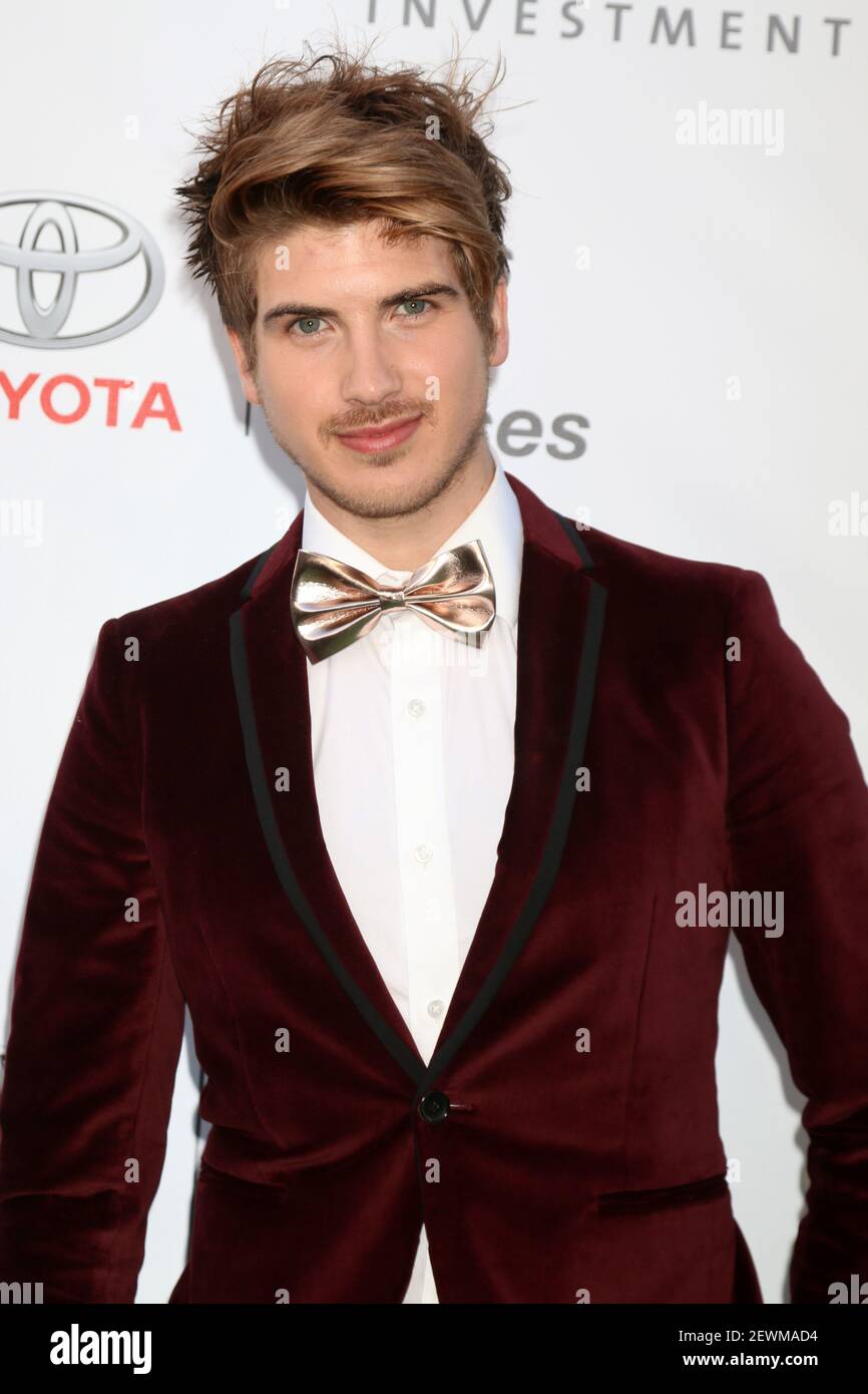 Joey Graceffa at the 26th Annual Environmental Media Awards at Warner ...