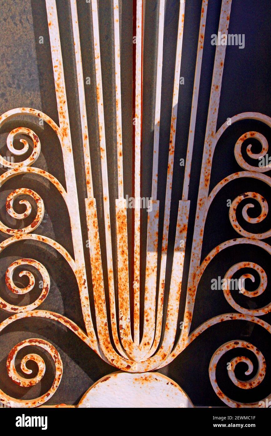 Wrought iron figure hi-res stock photography and images - Alamy