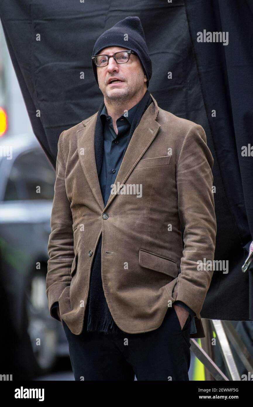 Steven Soderbergh, on the film set of 'Ocean's Eight' in Midtown, New ...