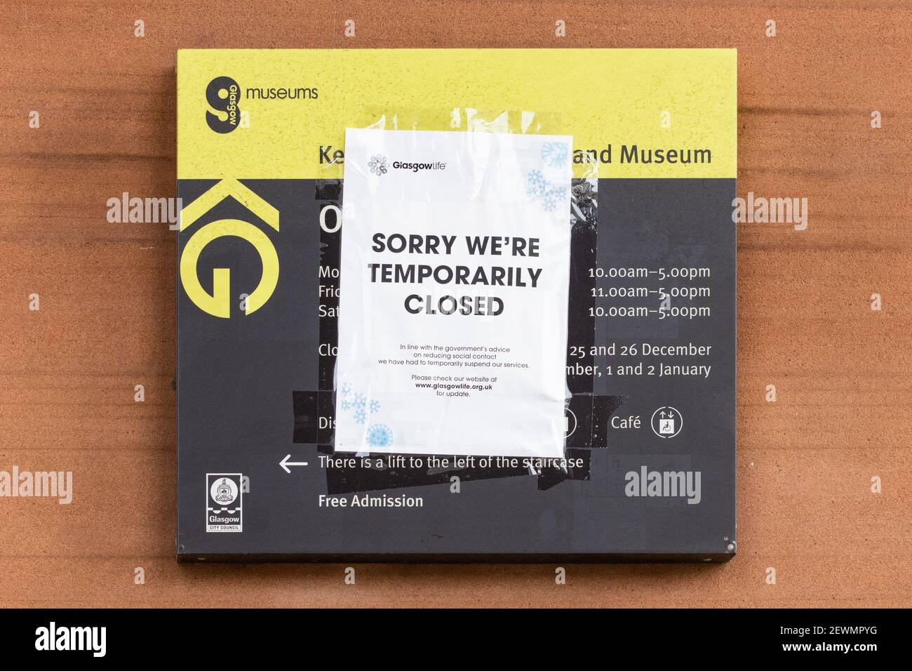 Museum closed sign hi-res stock photography and images - Alamy