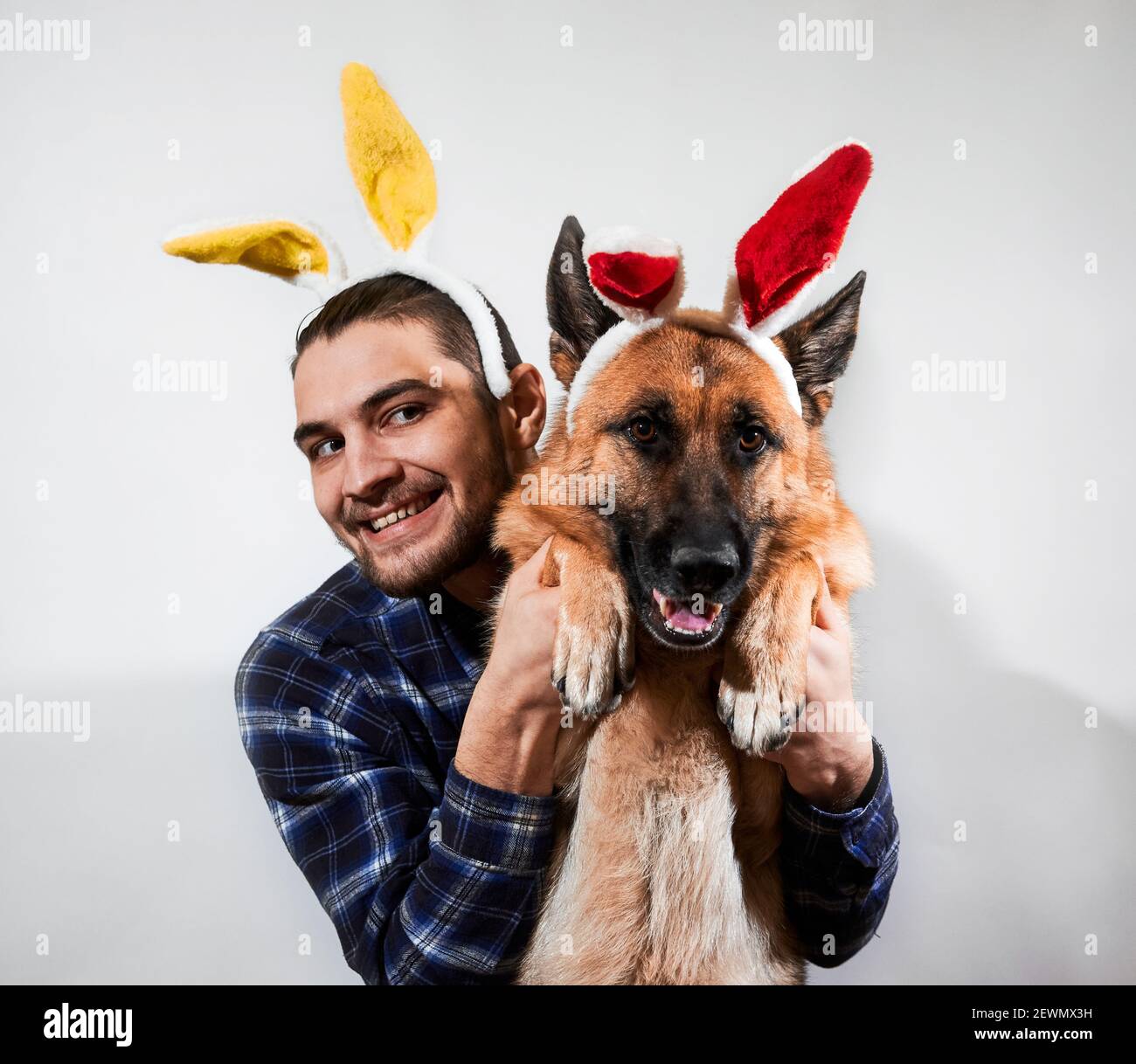 Man german shepherd hi-res stock photography and images - Alamy