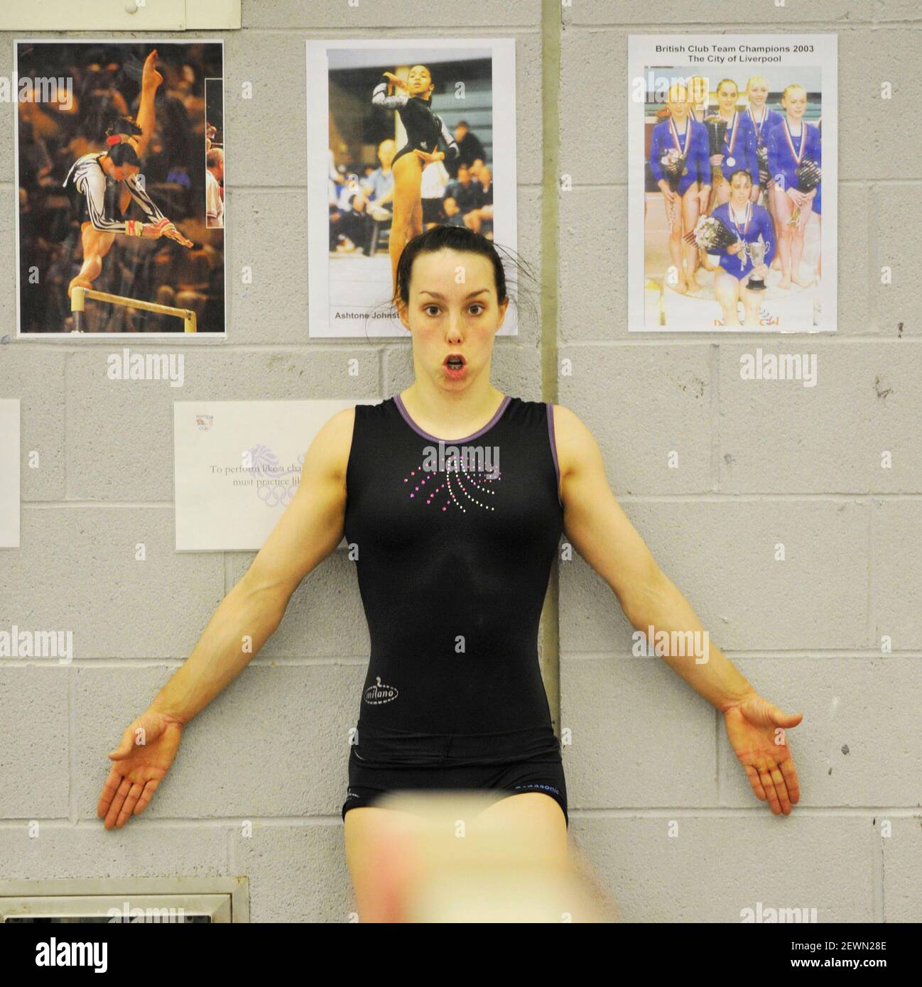 GYMNAST BETH TWIDDLE 29/5/2008 PICTURE DAVID ASHDOWN Stock Photo - Alamy