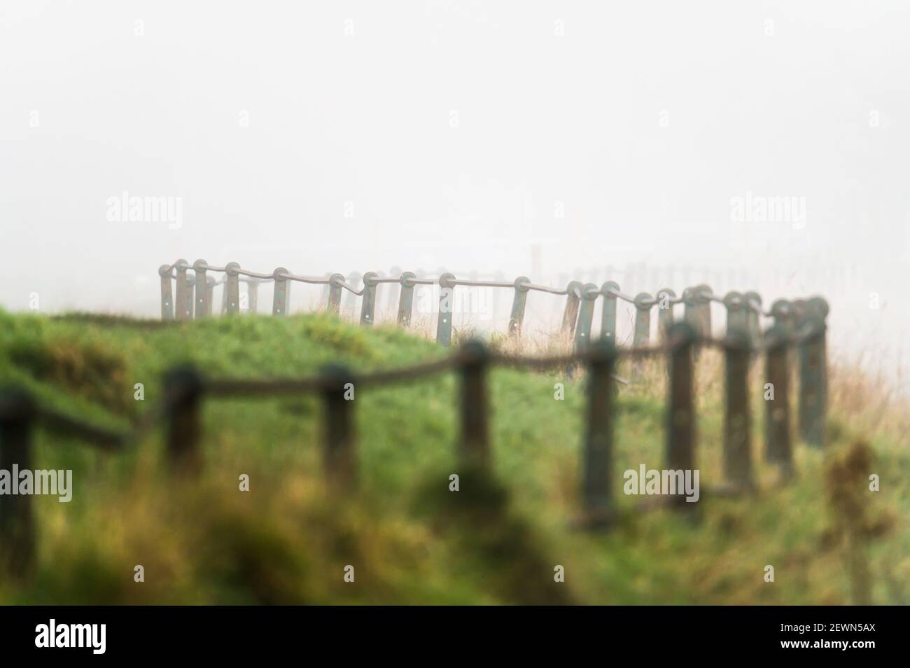 Fog fence hi-res stock photography and images - Alamy