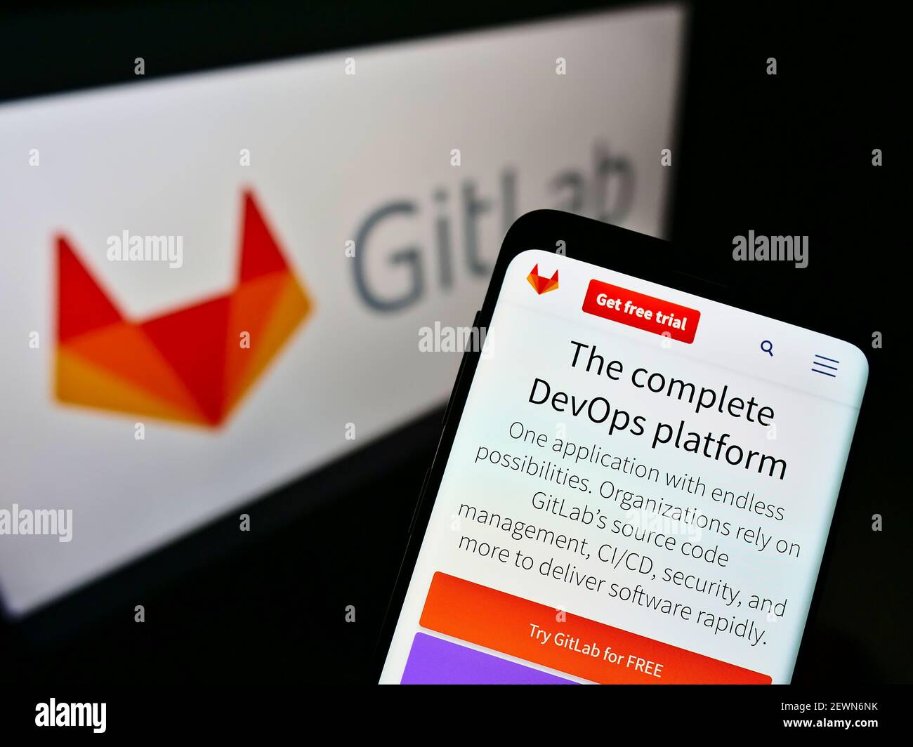 Software development life cycle hi-res stock photography and images - Alamy