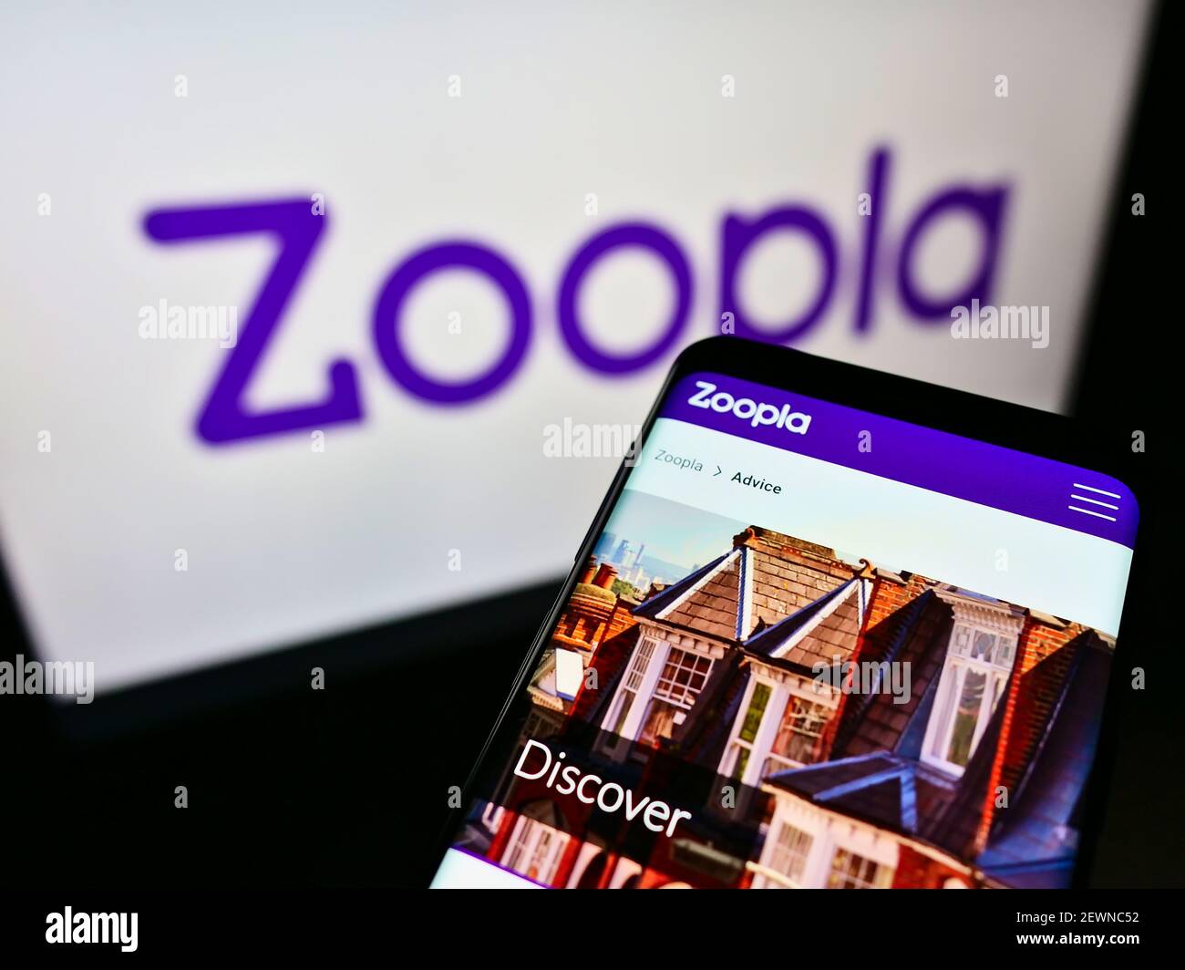 Zoopla page hi-res stock photography and images - Alamy