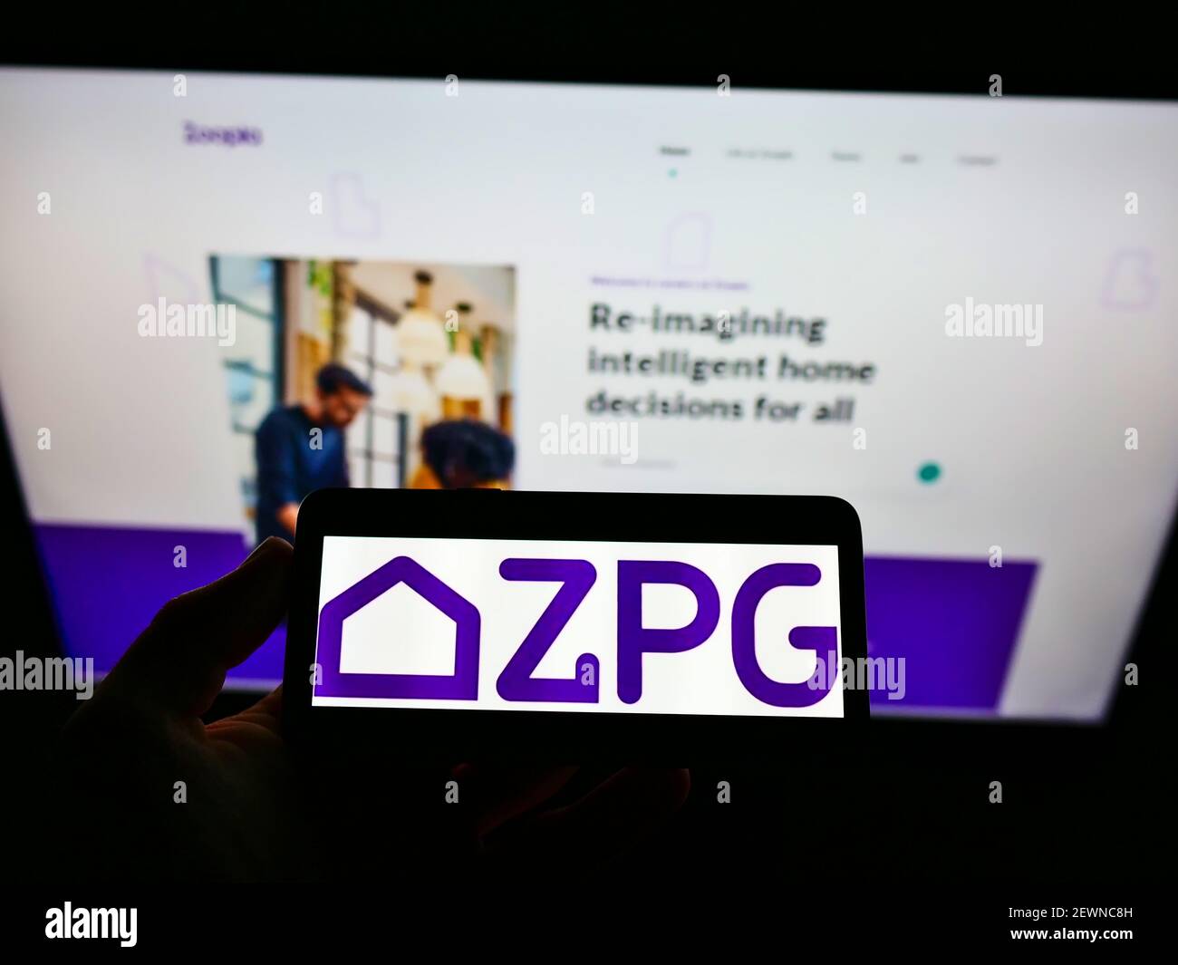 House real estate logo hi-res stock photography and images - Alamy