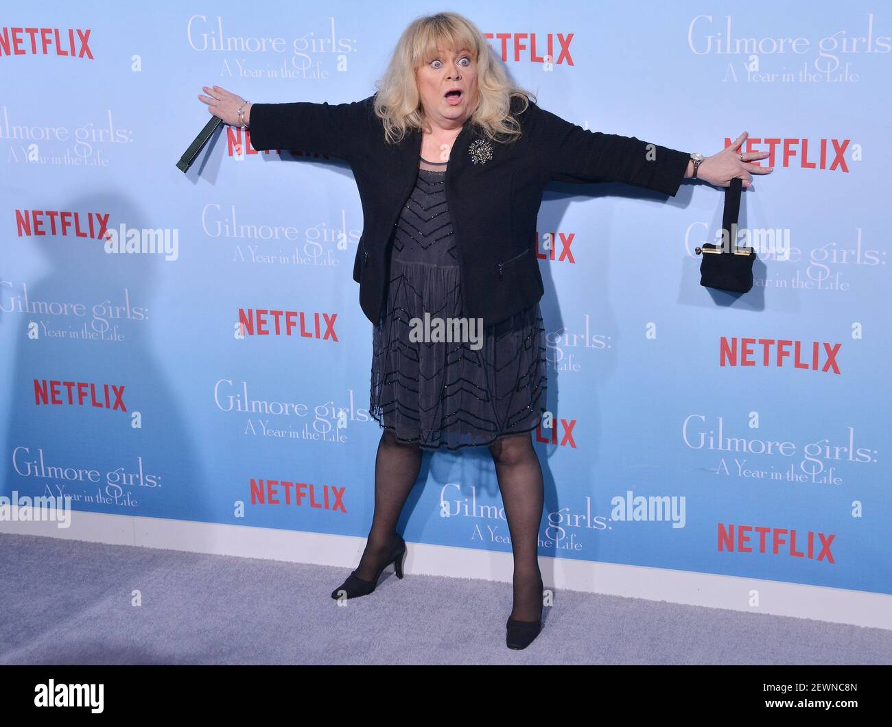 Sally Struthers arrives at Netflix's "Gilmore Girls: A Year In The Life ...