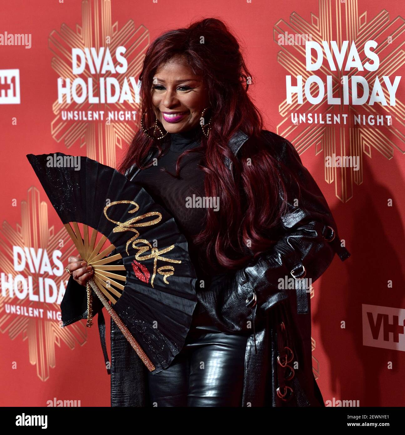 Singer Chaka Khan attends the VH1 Divas Holiday: Unsilent Night ...