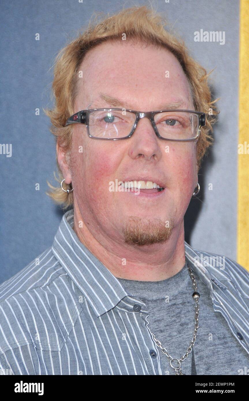 Dave Bassett arrives at Universal Pictures' "Sing" Premiere held at the ...