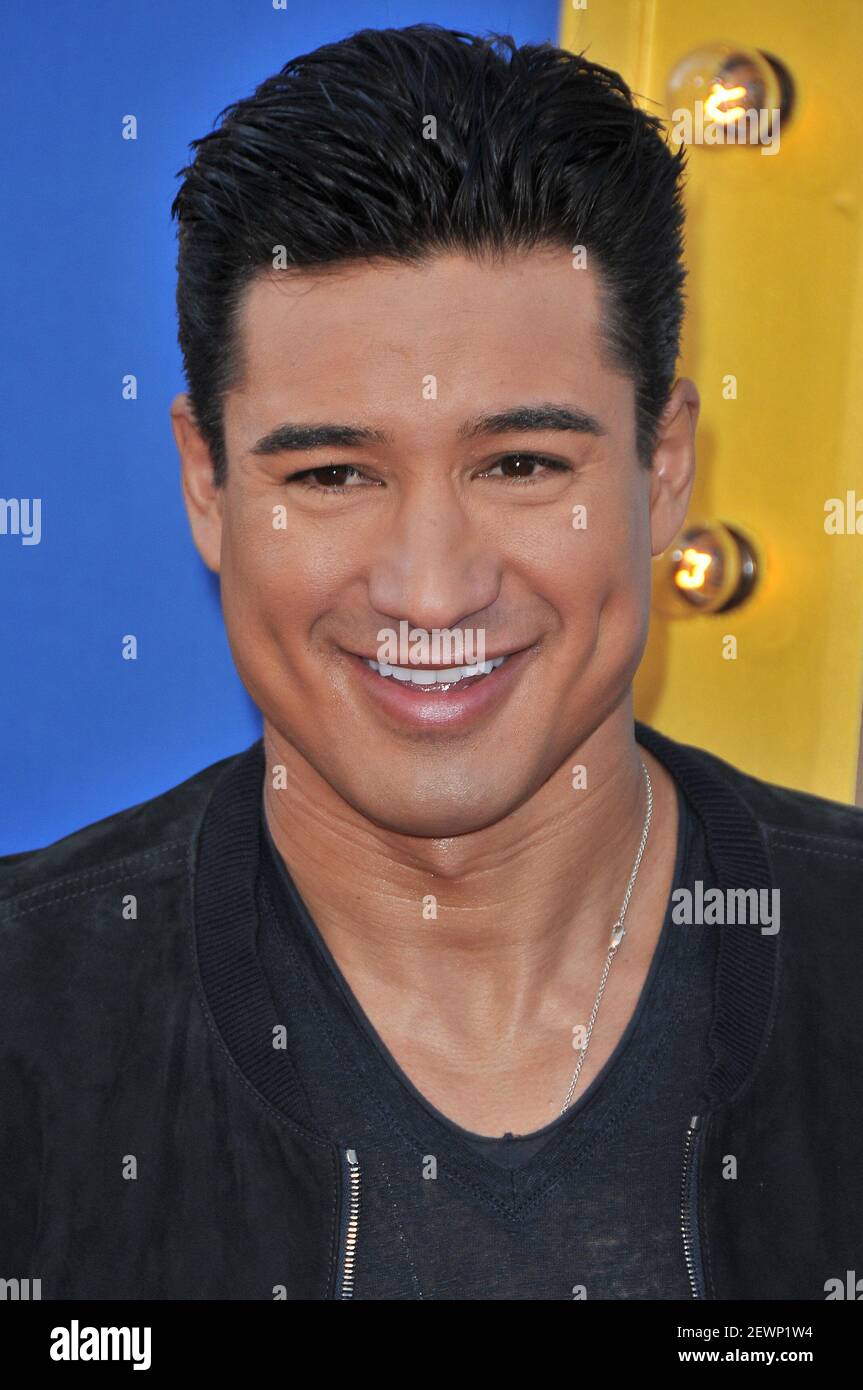 Mario Lopez arrives at Universal Pictures' "Sing" Premiere held at the ...