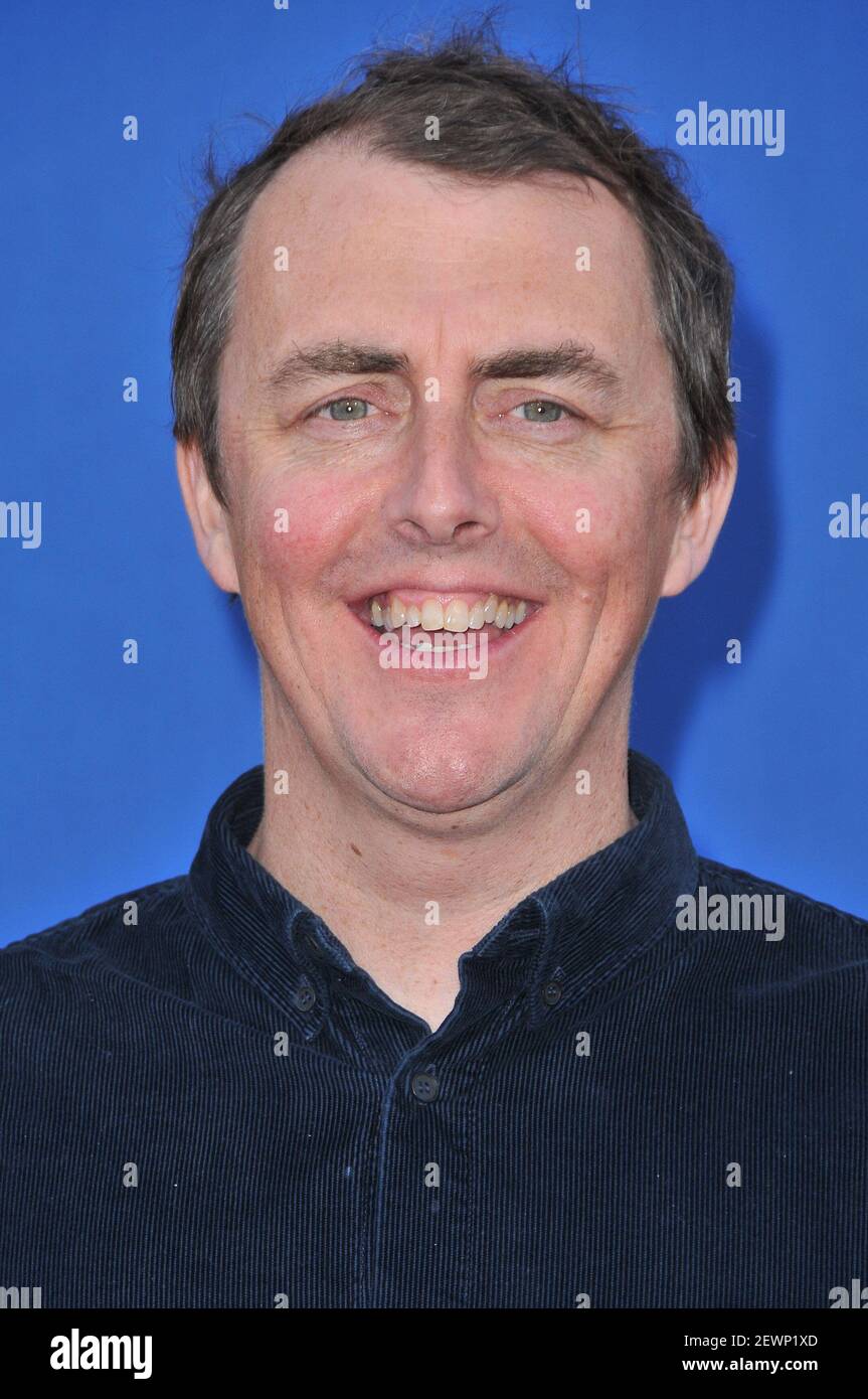 Garth Jennings arrives at Universal Pictures' "Sing" Premiere held at ...