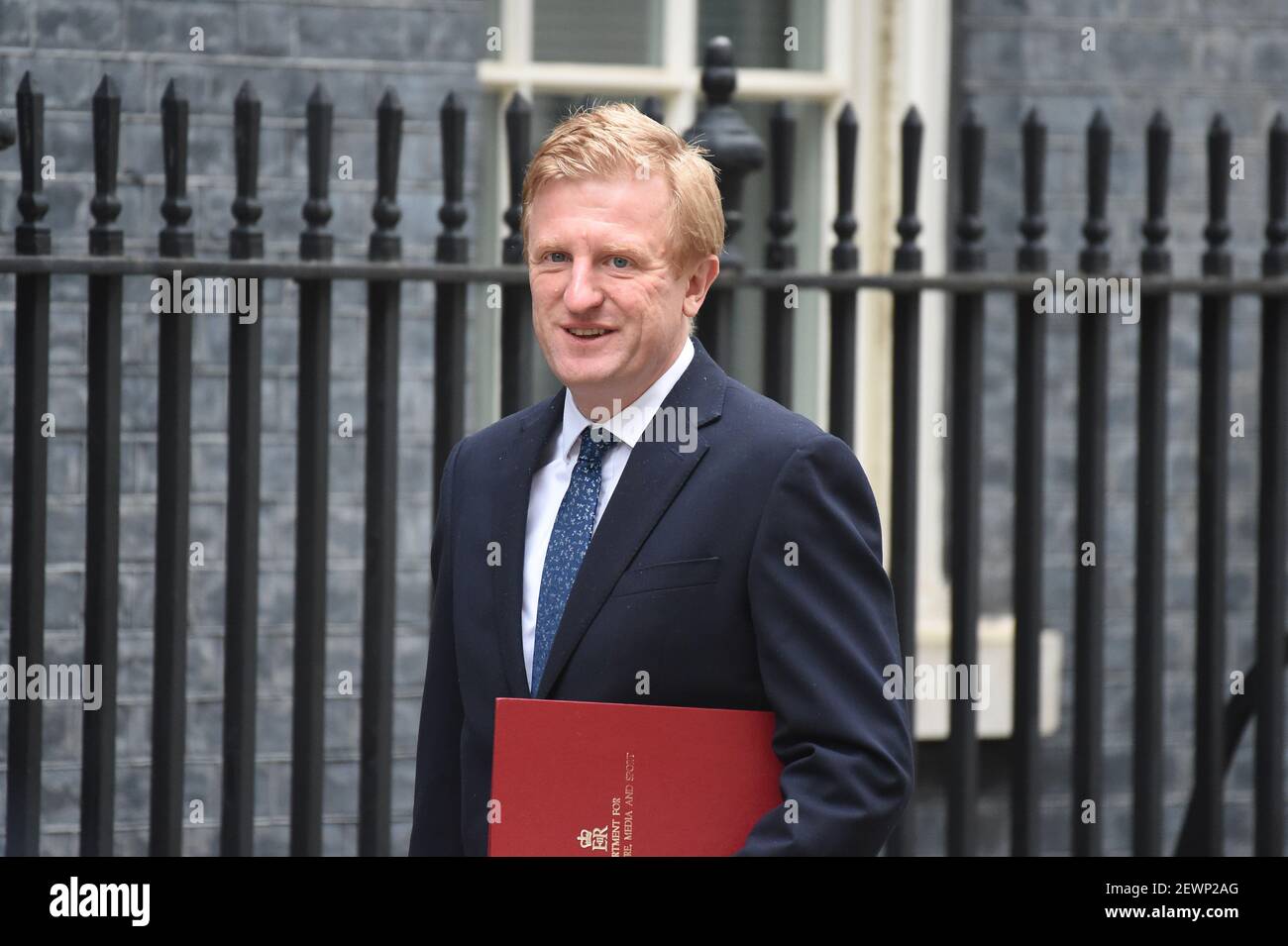 Oliver dowden culture secretary hi-res stock photography and images - Alamy