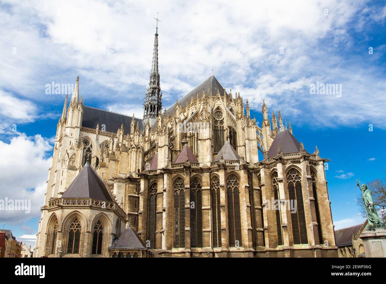Amiens cathedral front hi-res stock photography and images - Alamy
